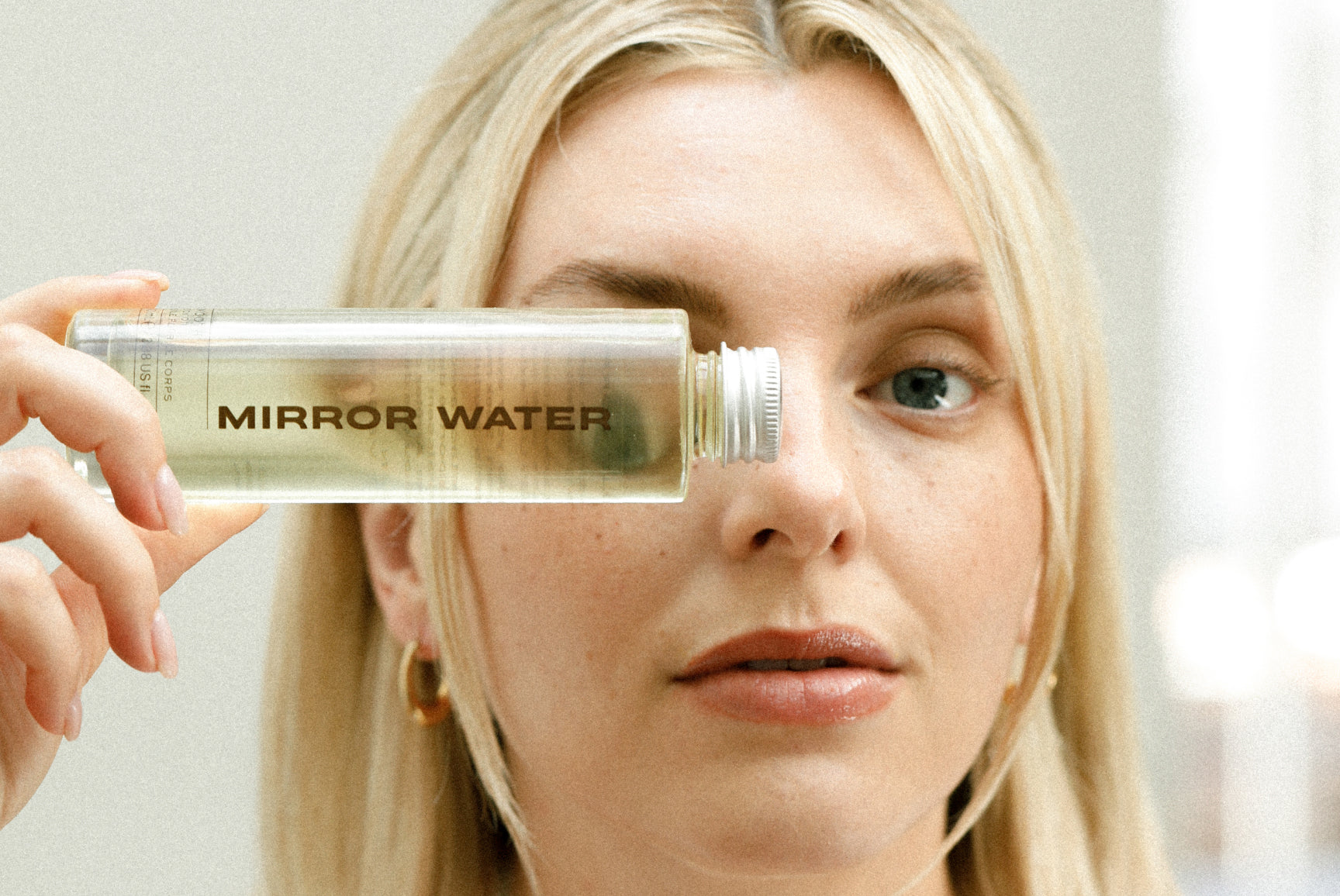 SMOOTH BODY OIL – MIRROR WATER